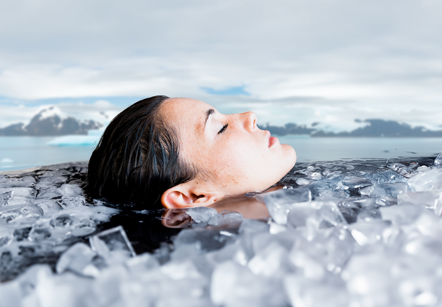 6 Surprising Health Benefits of Daily Ice Baths – Everest Labs